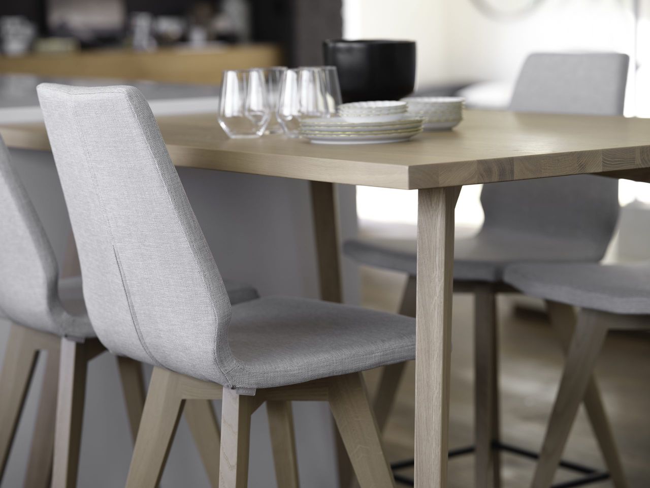 Mobitec | Your Belgian design expert for tables and chairs