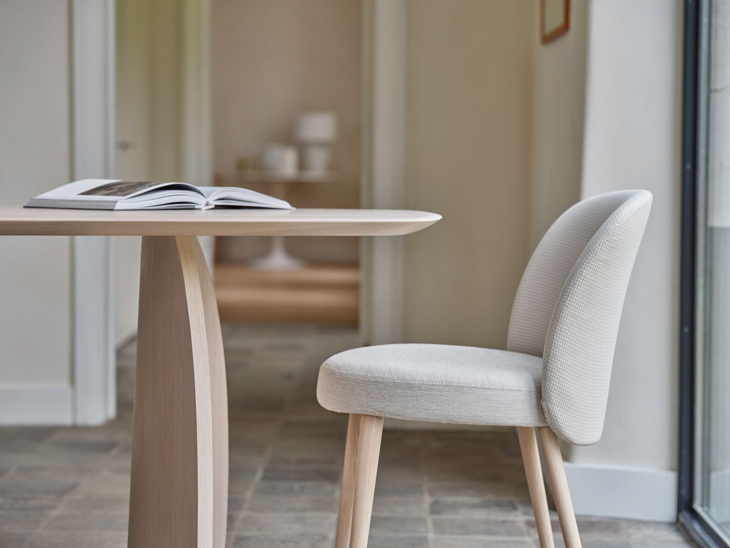 Marque belge de tables et chaises personnalisables | Mobitec