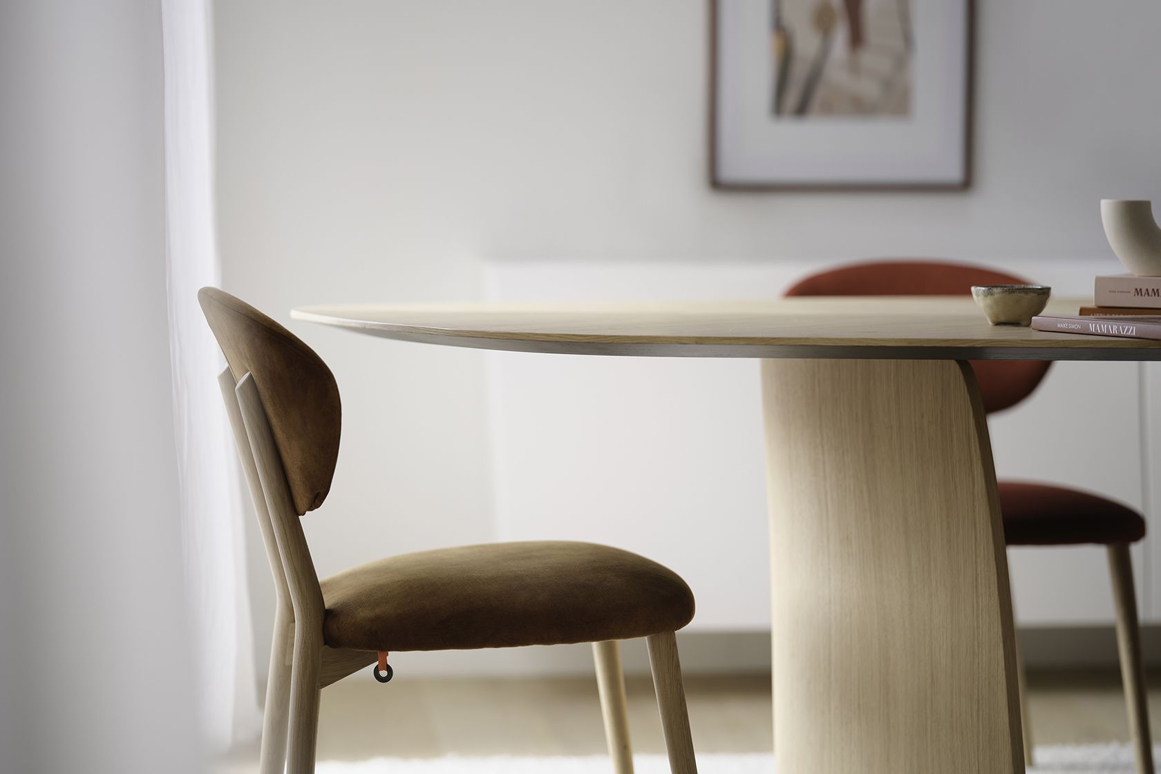 Mobitec | Your Belgian design expert for tables and chairs